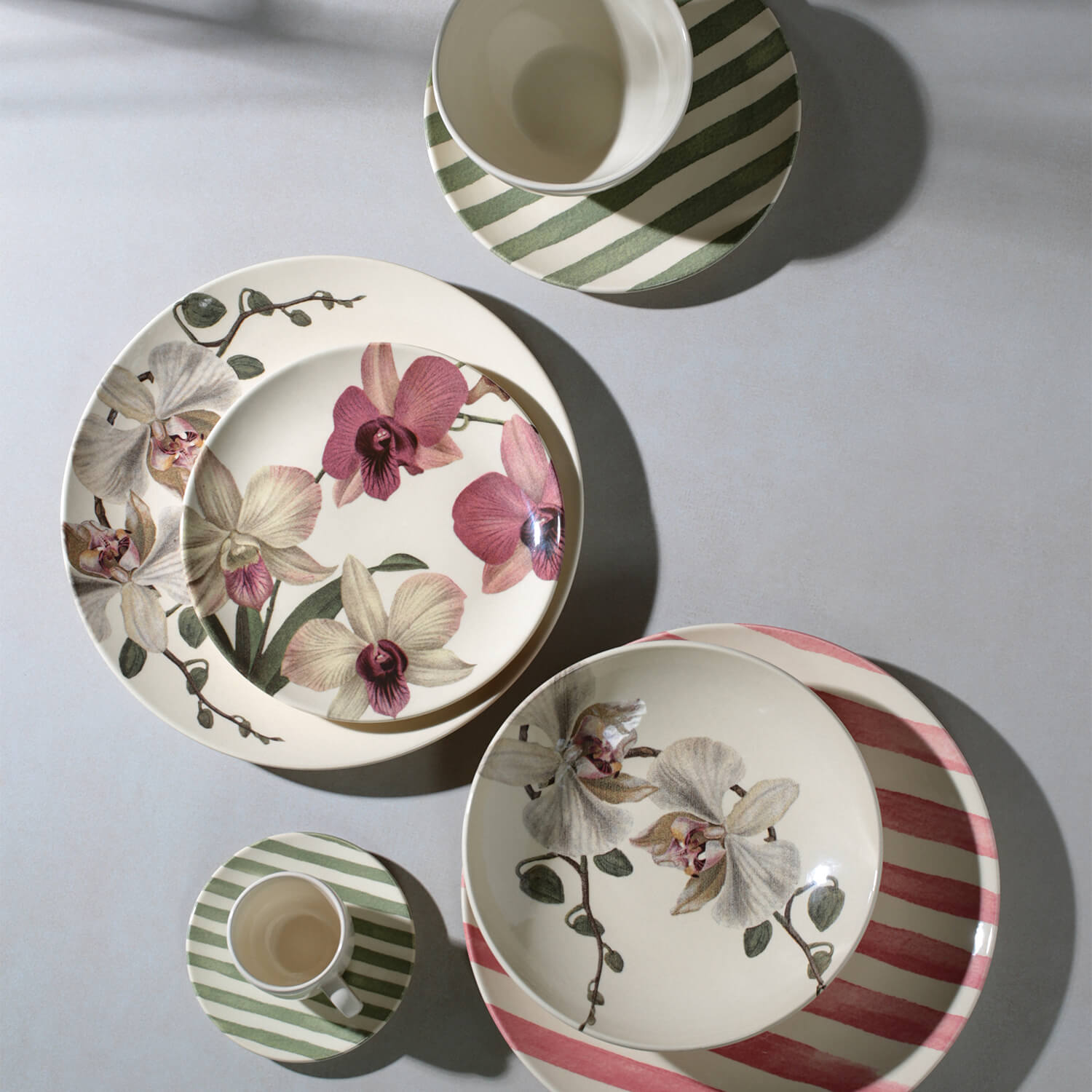 Conjunto com 6 Xícaras de Chá com Pires Coup Fleur 260ml - Porto Brasil Cerâmica